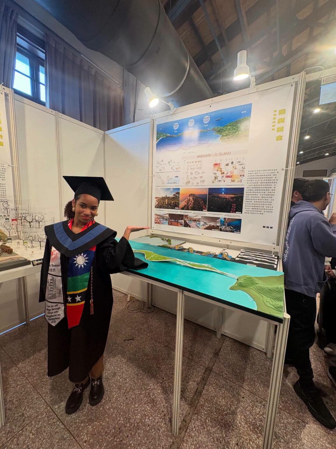 Jacinth Hunkins Graduates in Taiwan with Bachelor of Architecture ...